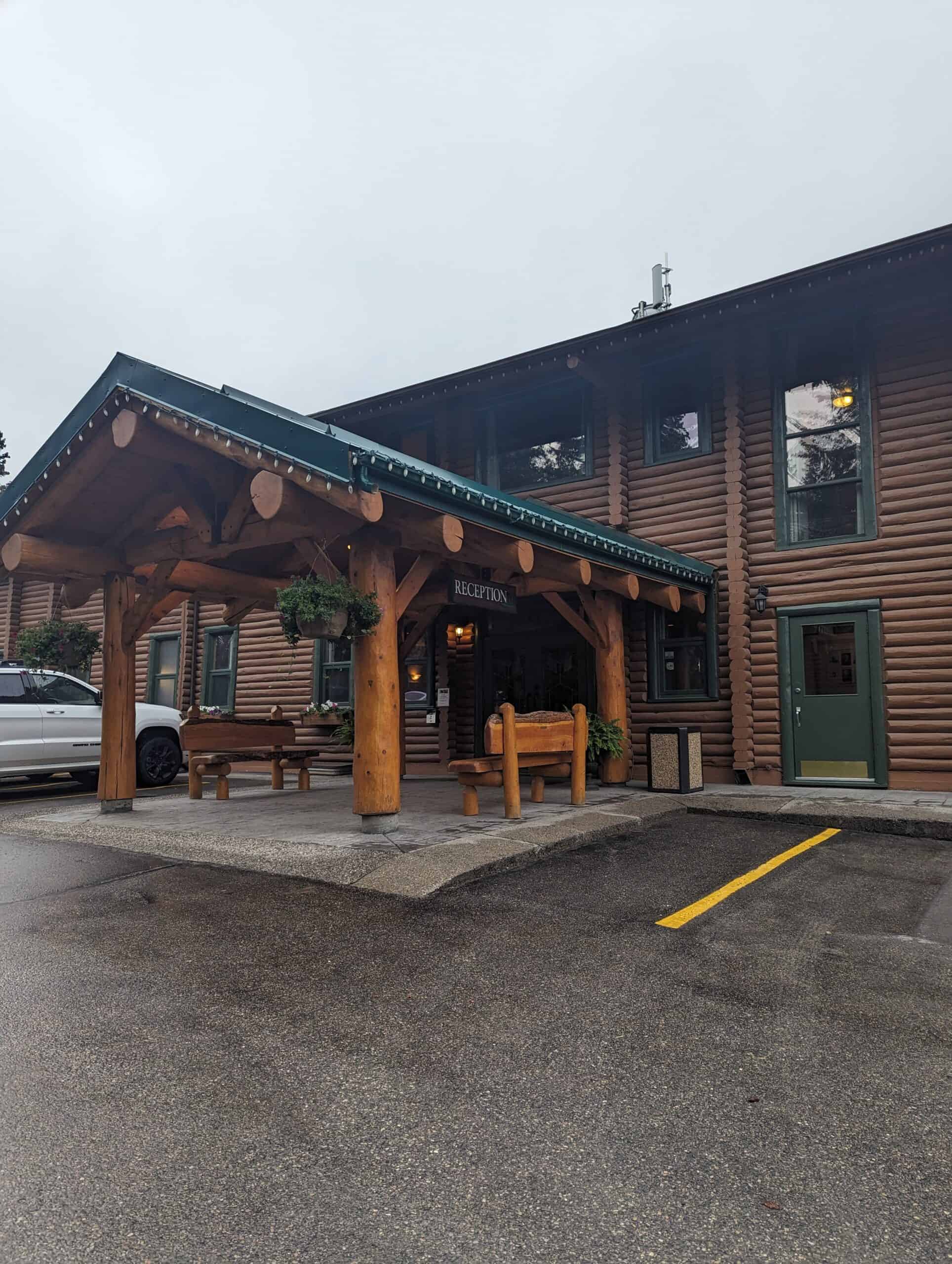 Overlander Mountain Lodge Jasper Review - The Touring Panda